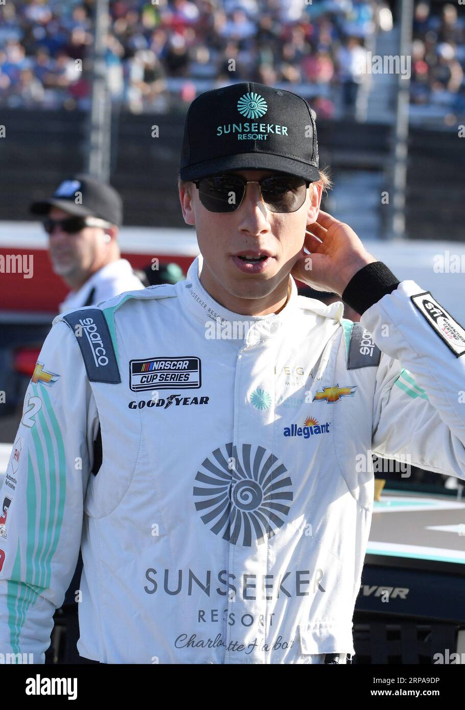 DARLINGTON, SC - SEPTEMBER 03: Carson Hocevar (#42 Legacy Motor Club ...