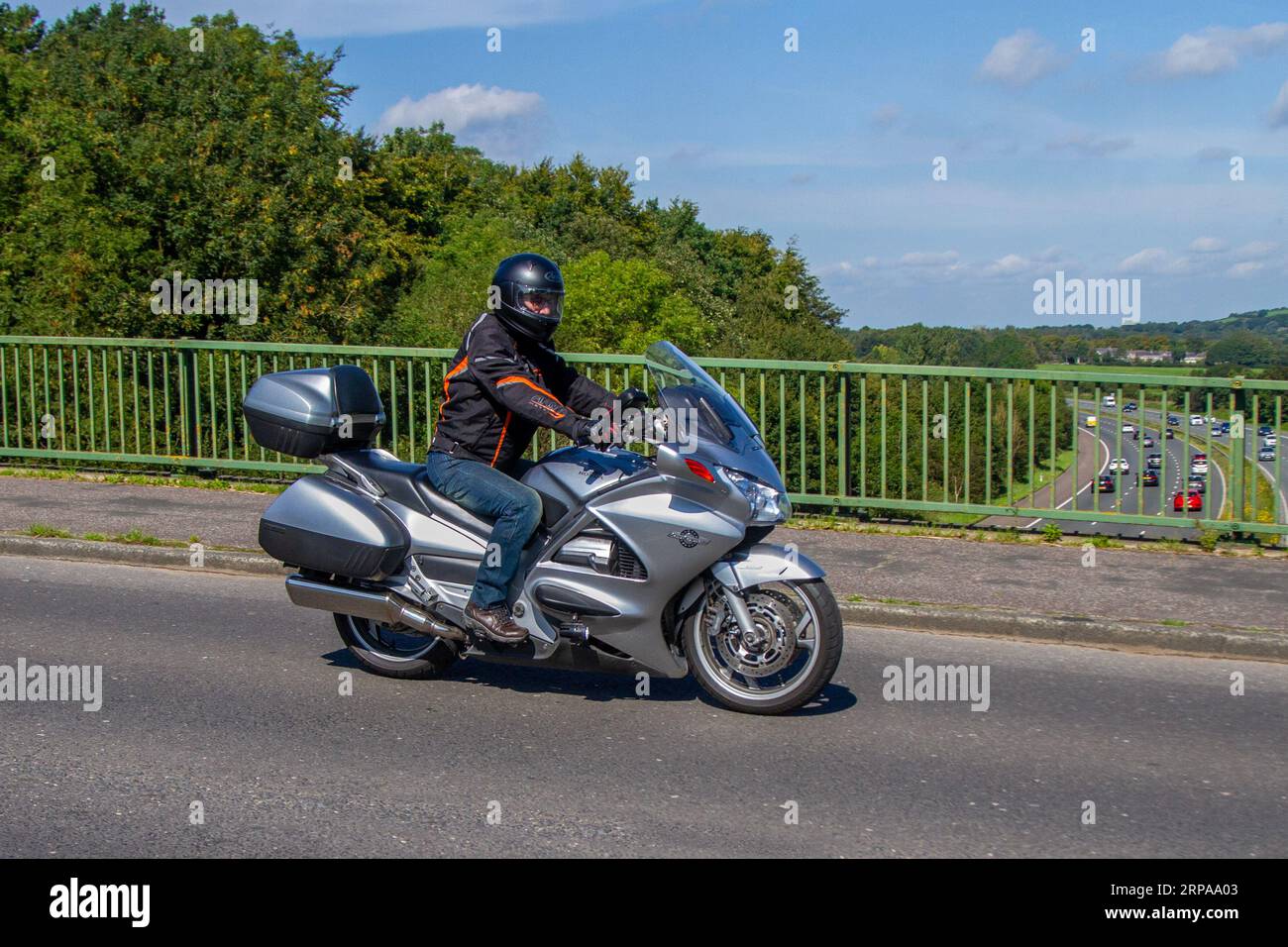 1261cc liquid cooled longitudinally mounted 90 degree v 4 hi-res stock ...