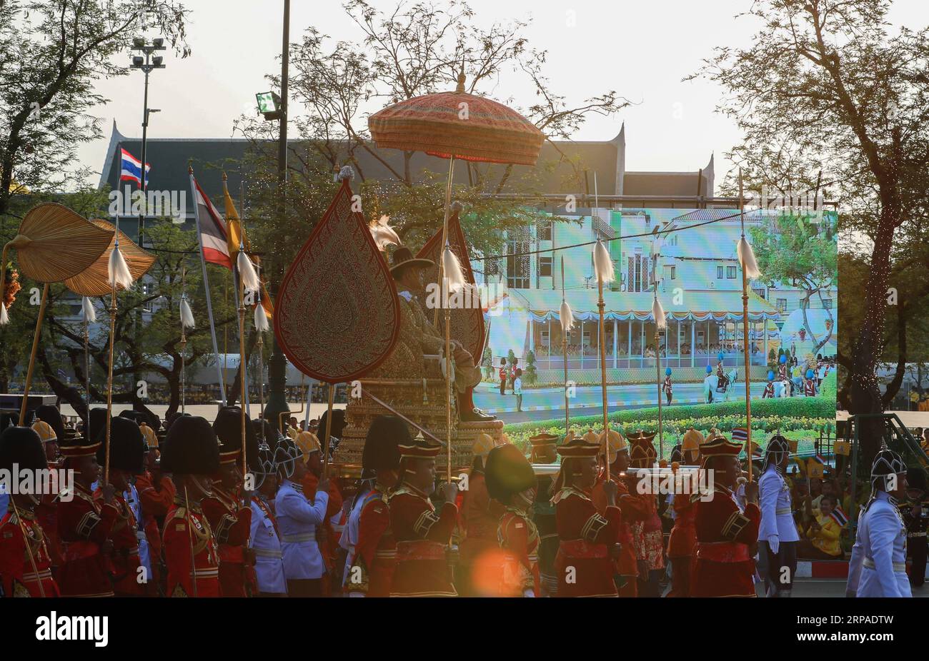 (190505) -- BANGKOK, May 5, 2019 (Xinhua) -- Thailand s King Maha ...