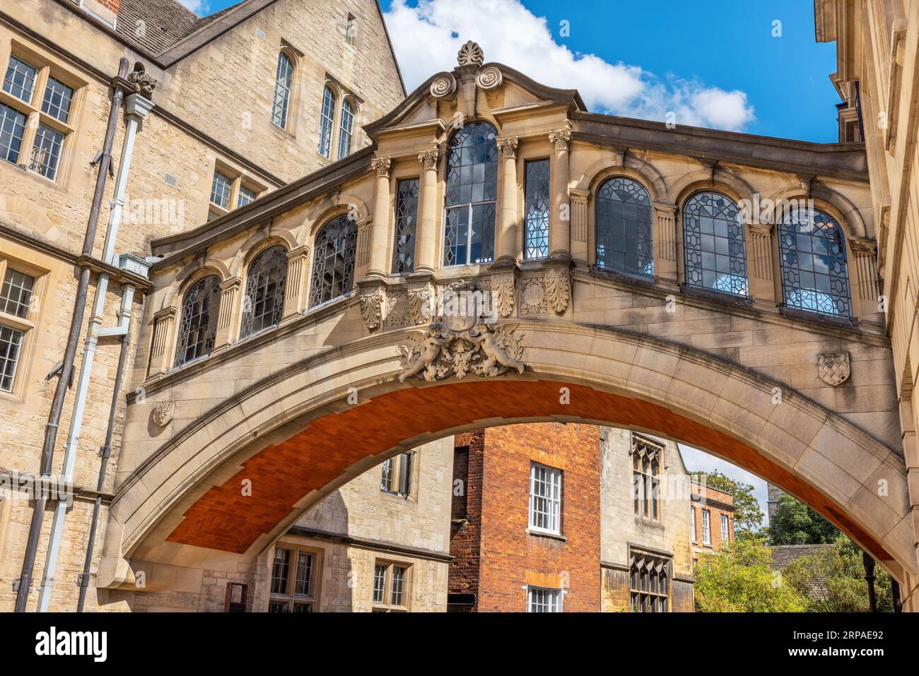 View of Hertford Bridge (Bridge of Sighs) between Hertford College ...