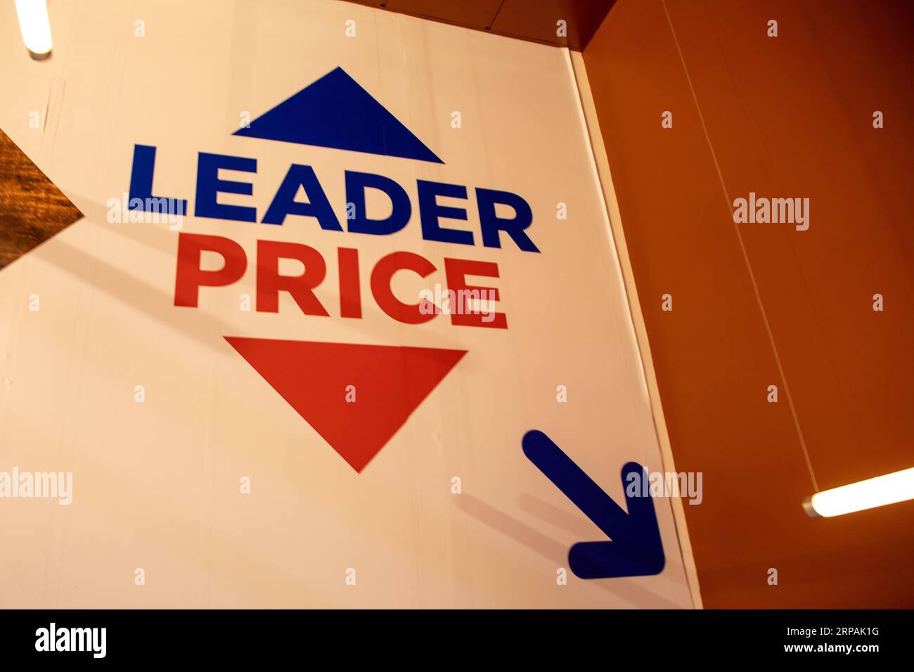 Leader price supermarket hi-res stock photography and images - Alamy