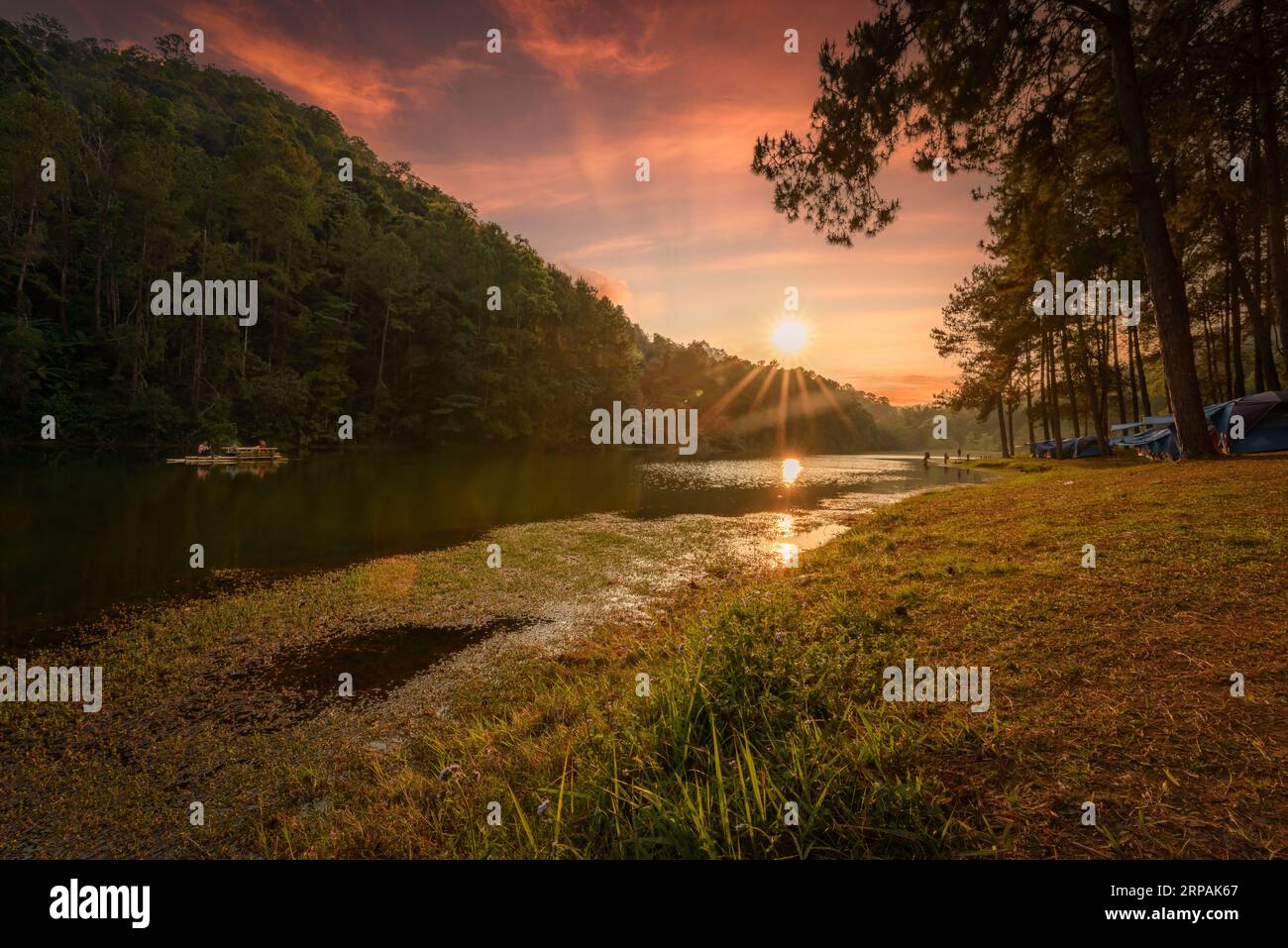 Beautiful scenery of sunset hi-res stock photography and images - Alamy