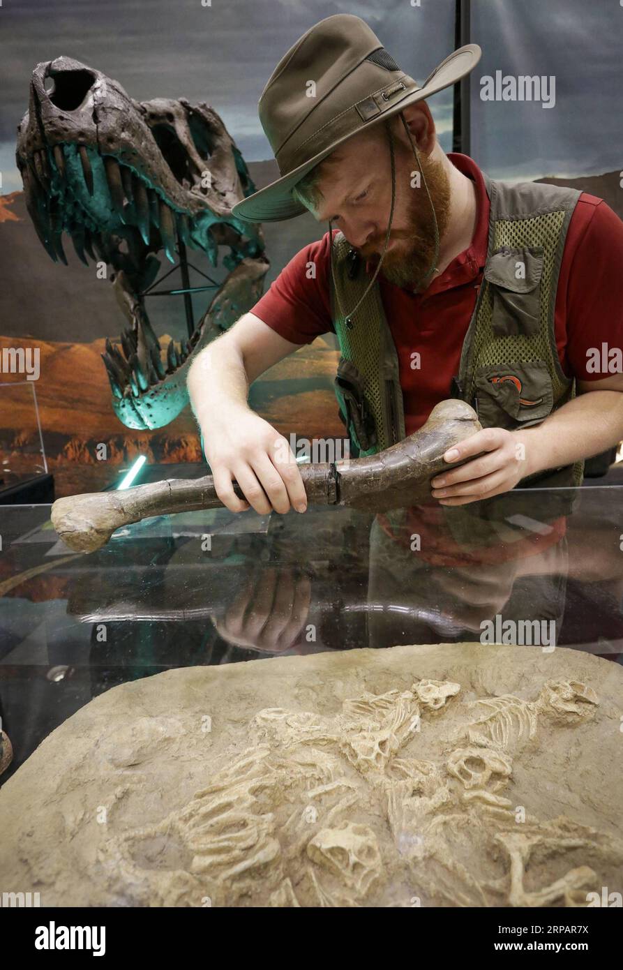 (190517) -- VANCOUVER, May 17, 2019 -- Fossil expert Nick Schaefer ...