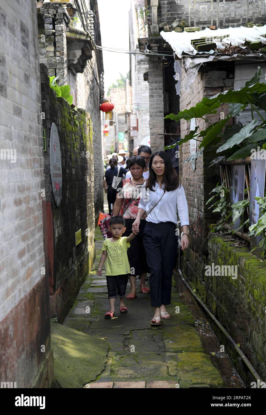 Shipai village hi-res stock photography and images - Alamy