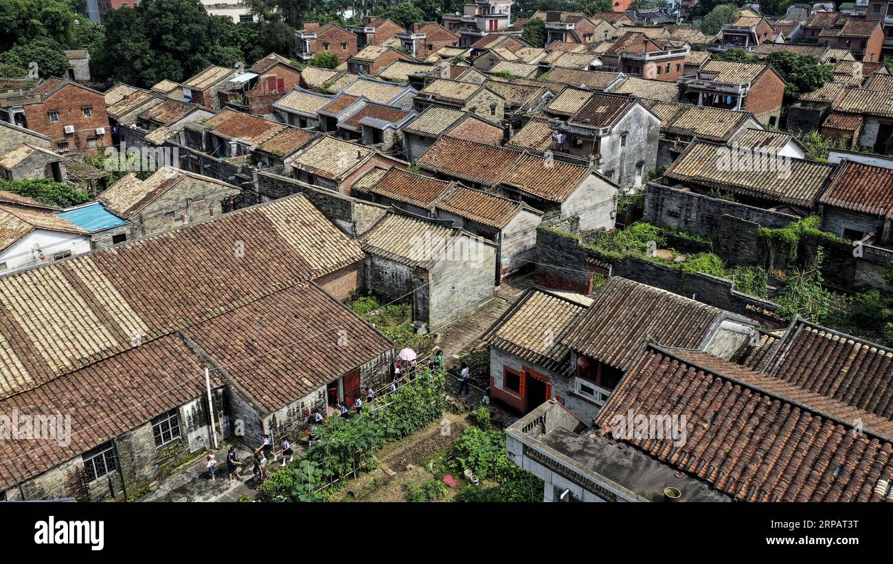 Shipai village hi-res stock photography and images - Alamy