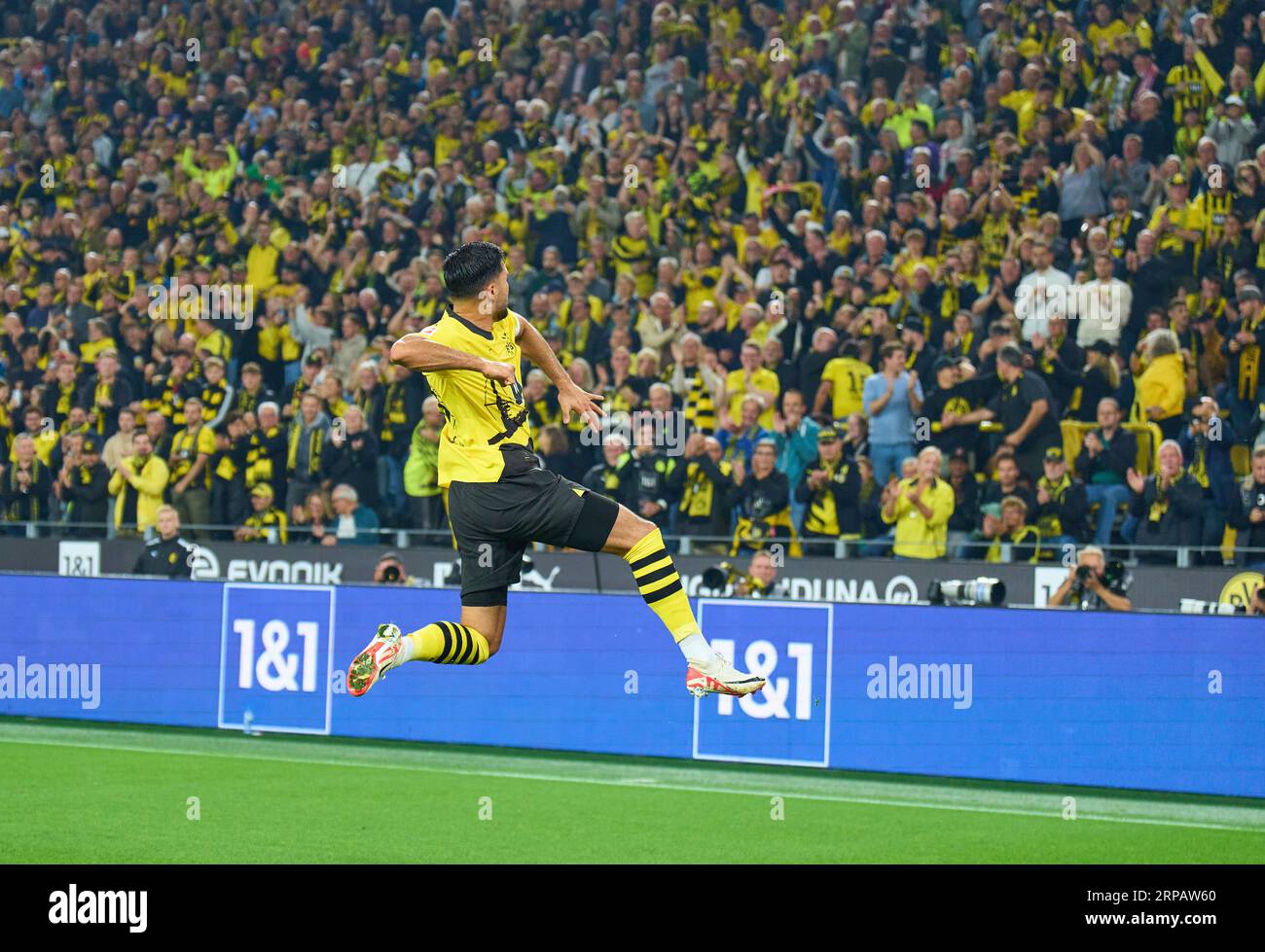 Borussia dortmund goal celebration 2023 hi-res stock photography and ...