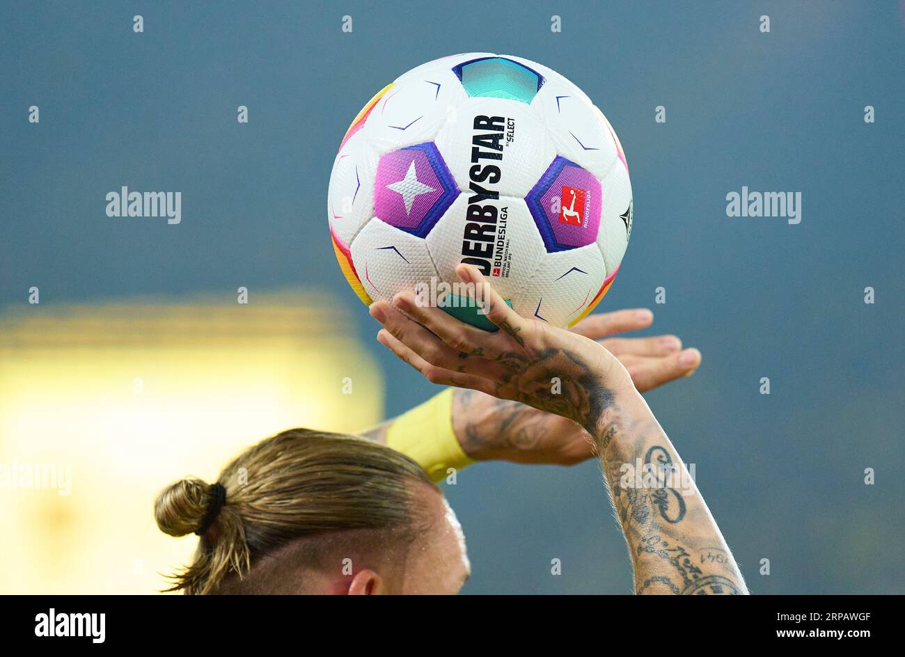Marius Wolf , BVB 17 in the match BORUSSIA DORMUND - 1. FC HEIDENHEIM 2 ...
