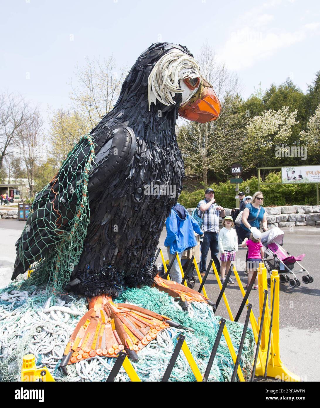 Effects of plastic pollution hi-res stock photography and images - Alamy