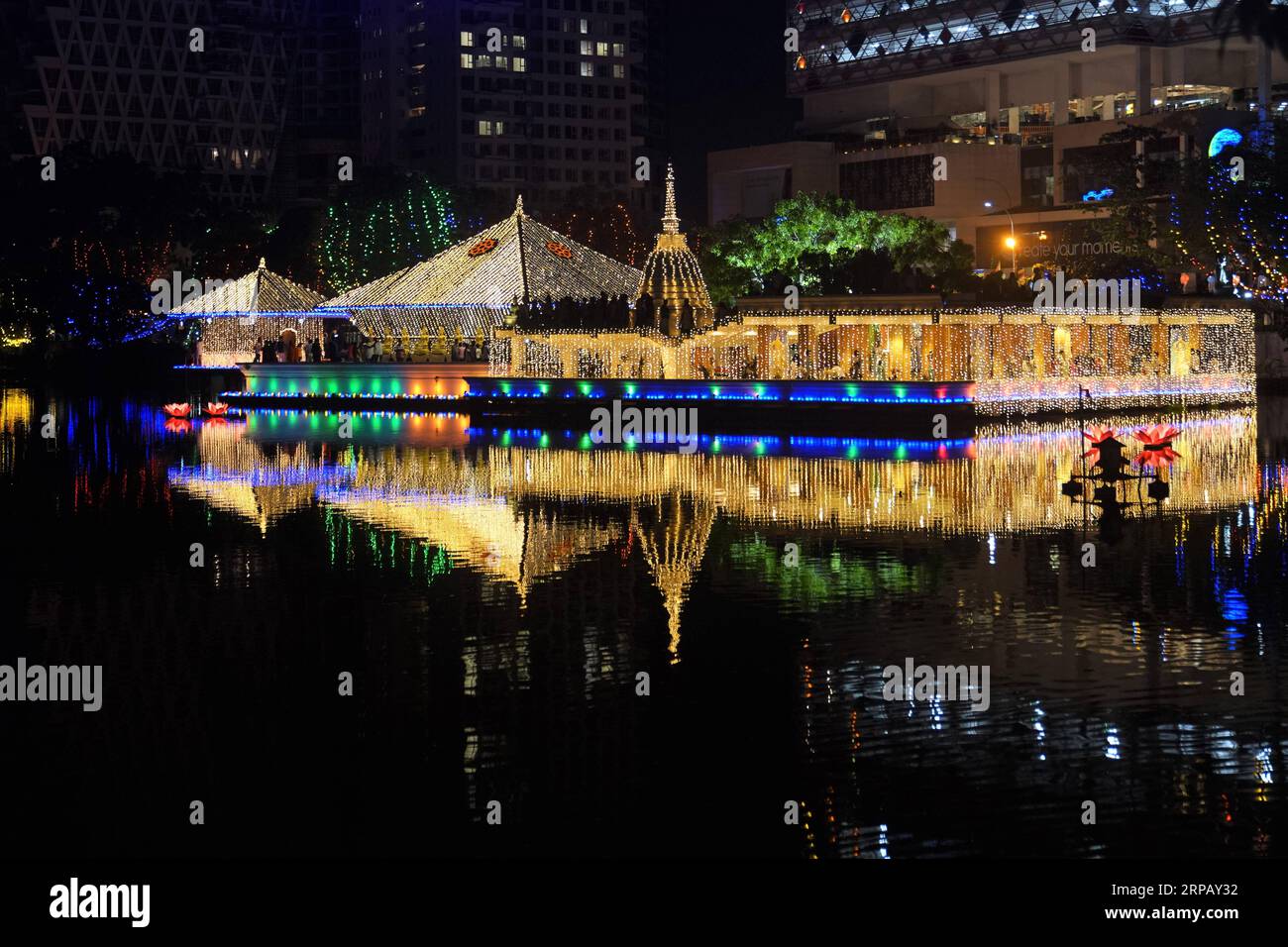 Vesak Festival In Sri Lanka All About Sri Lanka WESAK CELEBRATIONS