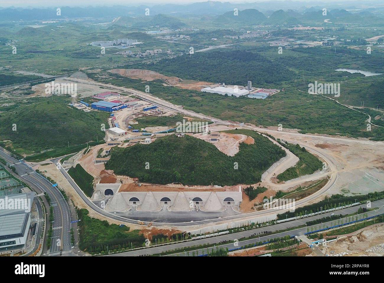 Data center aerial hi-res stock photography and images - Alamy