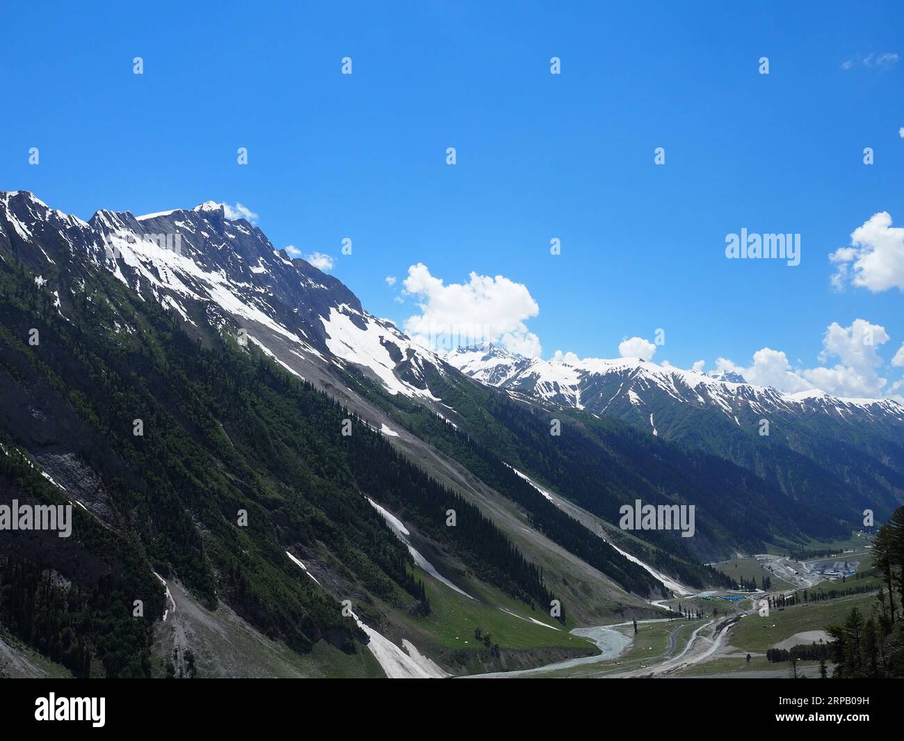 Zojila pass, india hi-res stock photography and images - Alamy