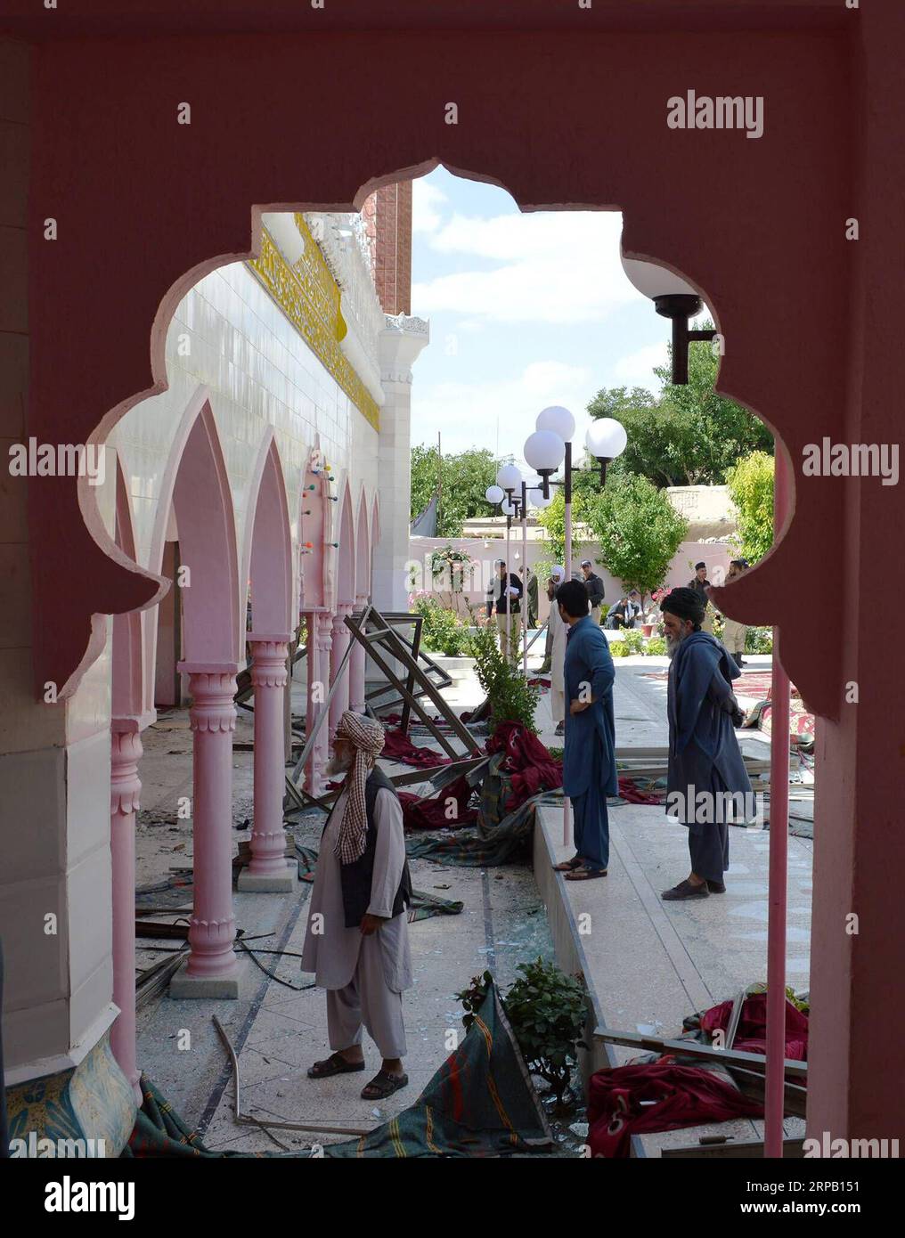 Pakistan queta mosque blast hi-res stock photography and images - Alamy