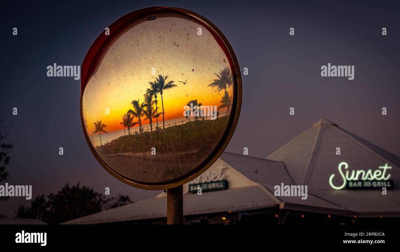 Sunset beach bar grill hi-res stock photography and images - Alamy