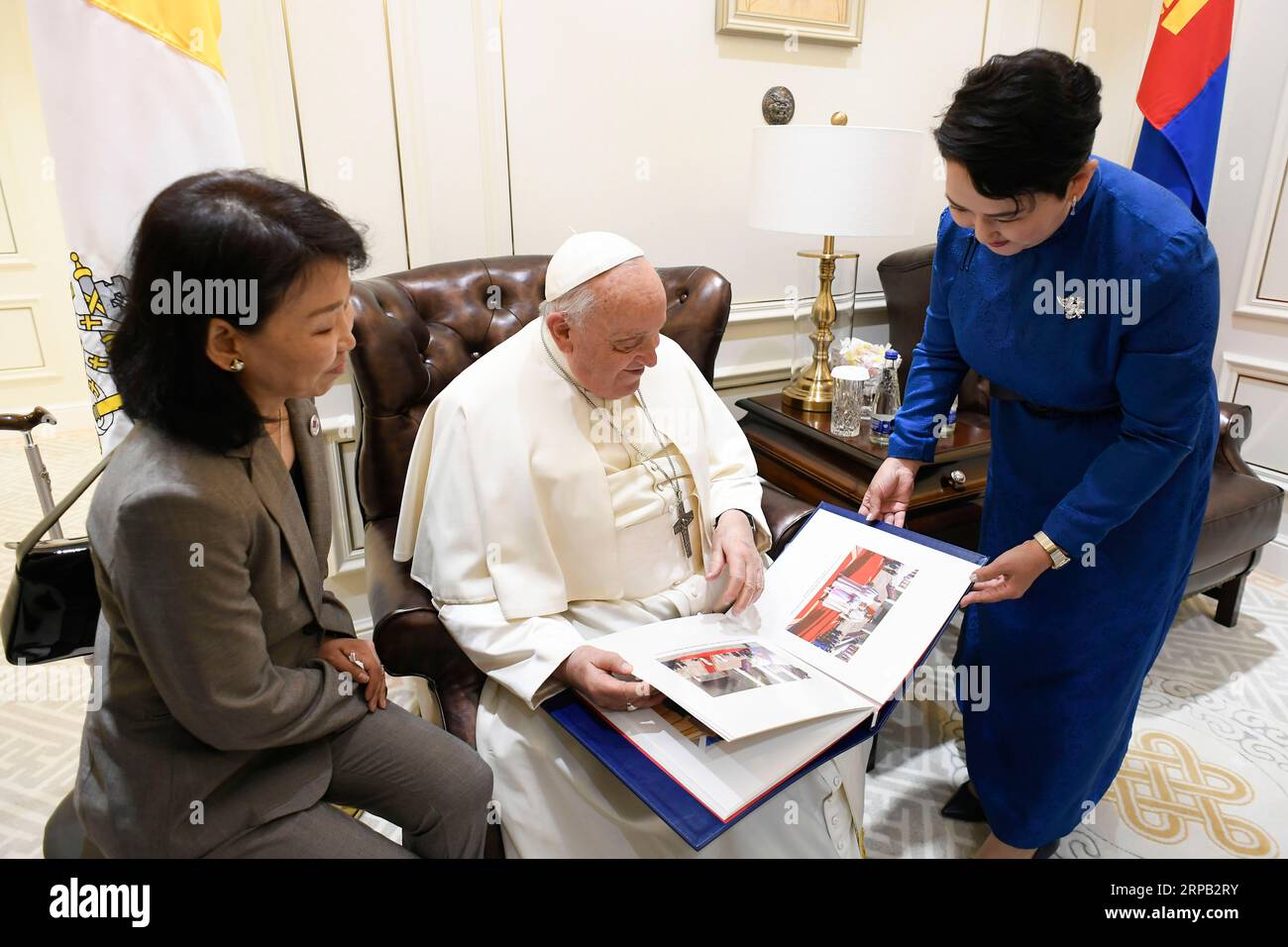 Mongolia, Ulaanbaatar, 2023/9/4 .Pope Francis departs from Ulaanbaatar ...