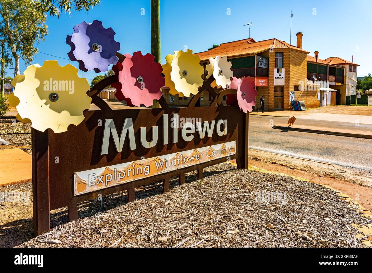 Mullewa, WA, Australia - Town welcome sign Stock Photo - Alamy