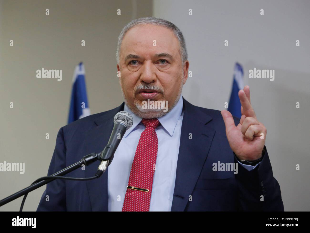 Thebill hi-res stock photography and images - Alamy