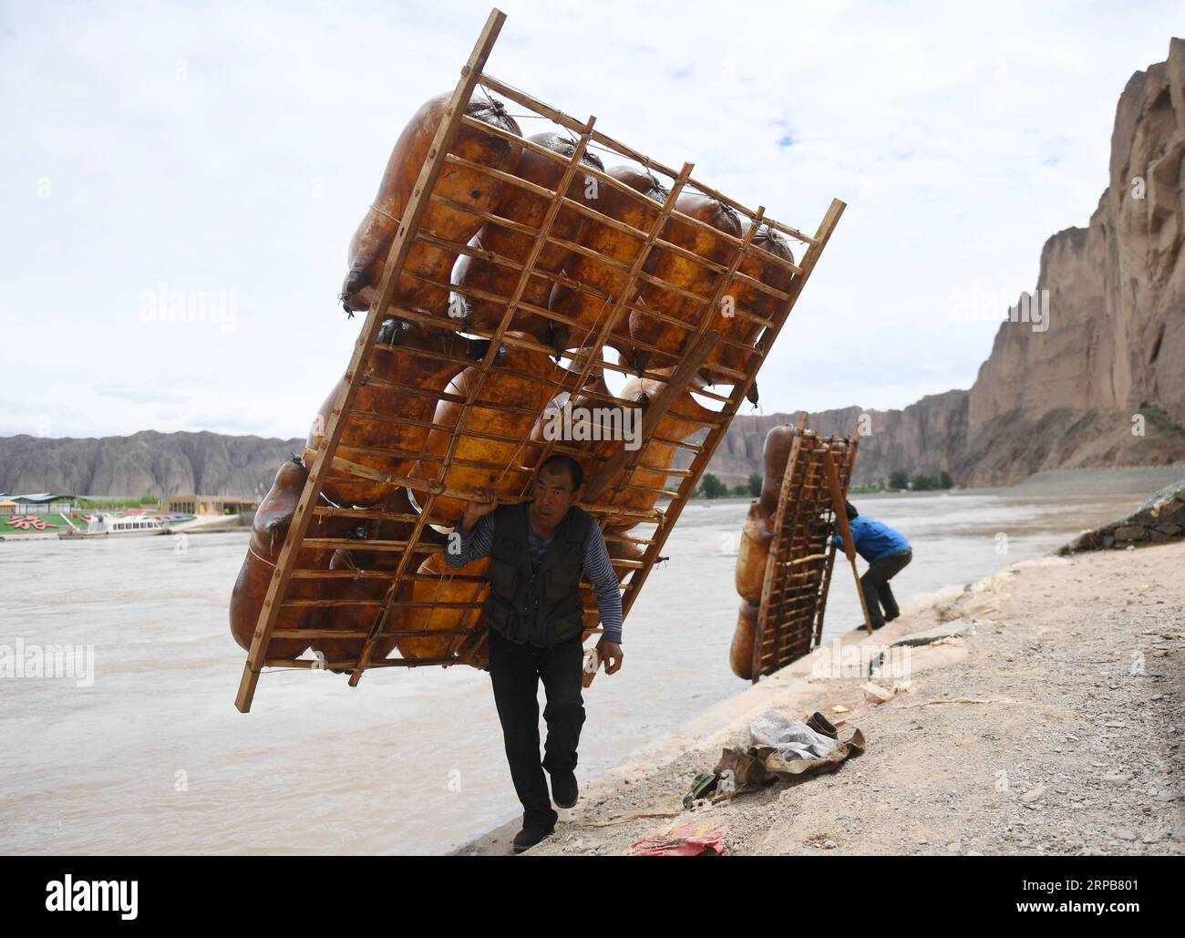 Sheepskin raft hi-res stock photography and images - Alamy