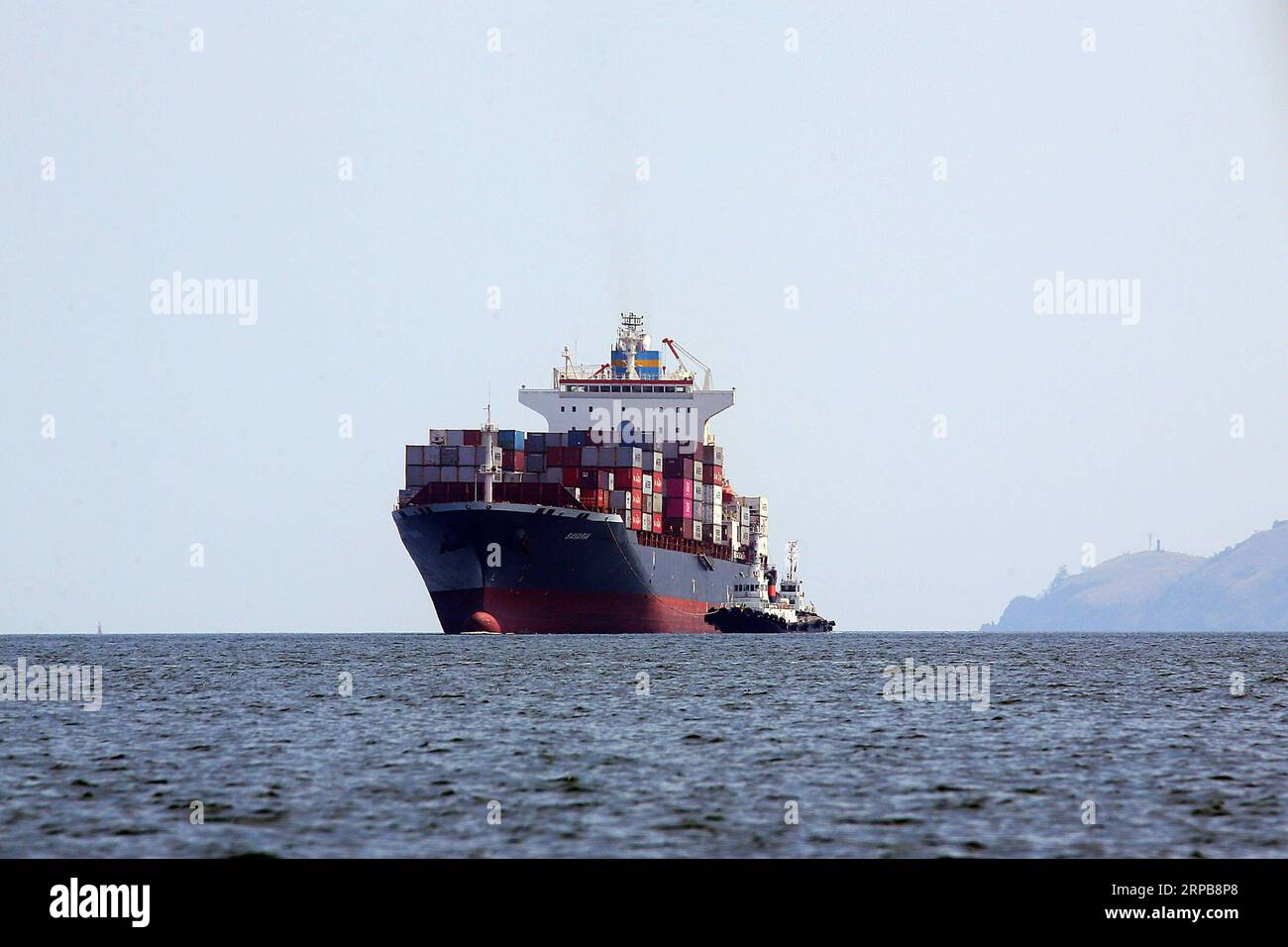 (190601) -- BEIJING, June 1, 2019 -- MV Bavaria, a Liberian-flagged ...