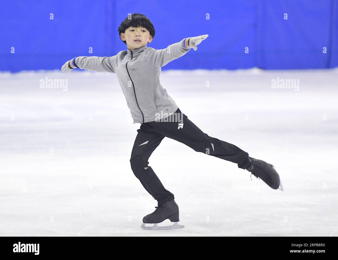 Themasses hi-res stock photography and images - Alamy