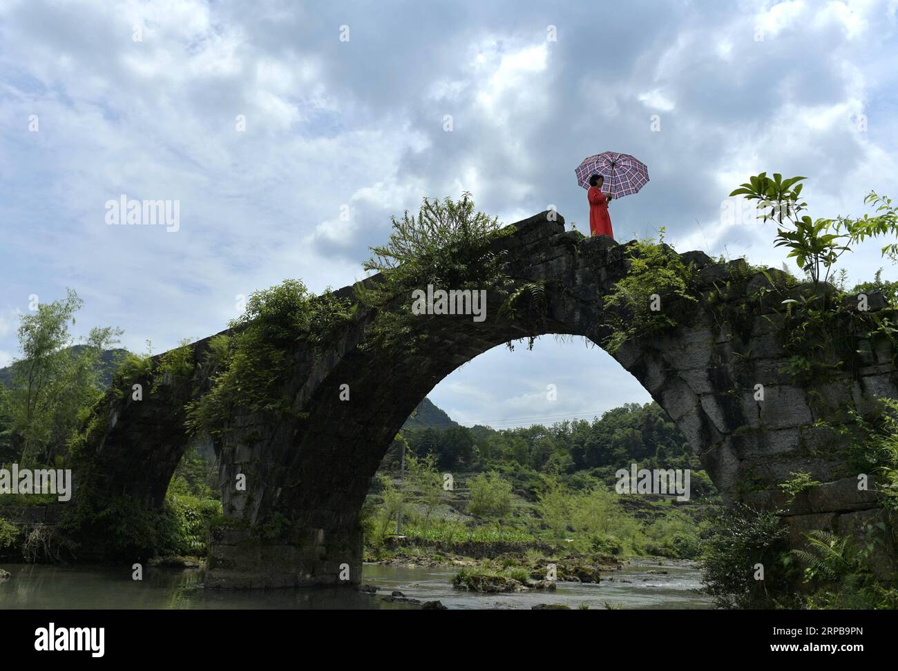 Seven arch stone bridges hi-res stock photography and images - Alamy