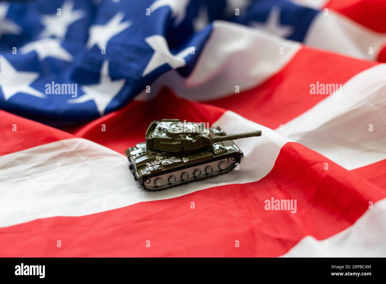 Toy tank usa flag hi-res stock photography and images - Alamy