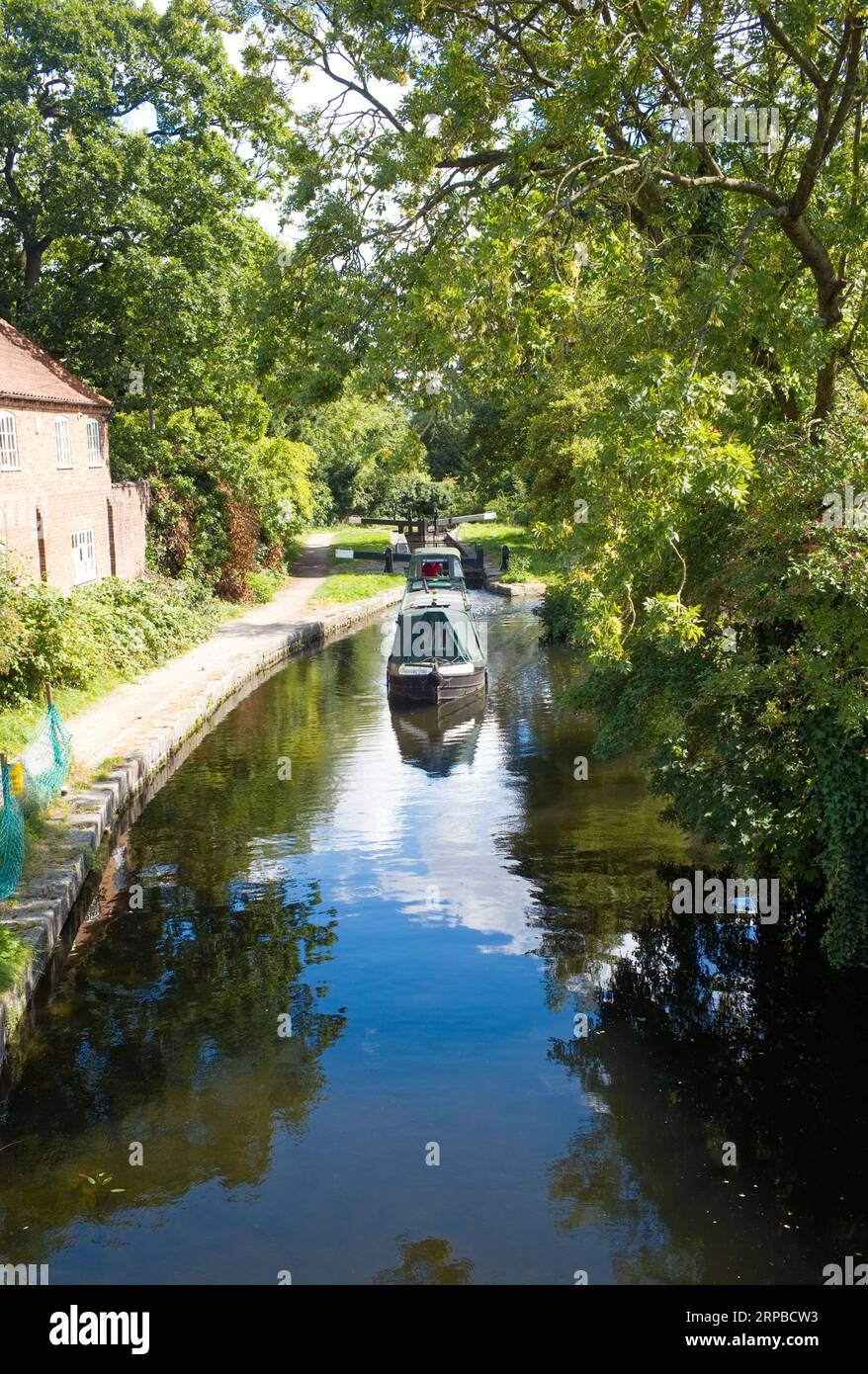 Narrowboat leaving West Retford lock on the Chesterfield canal Stock ...