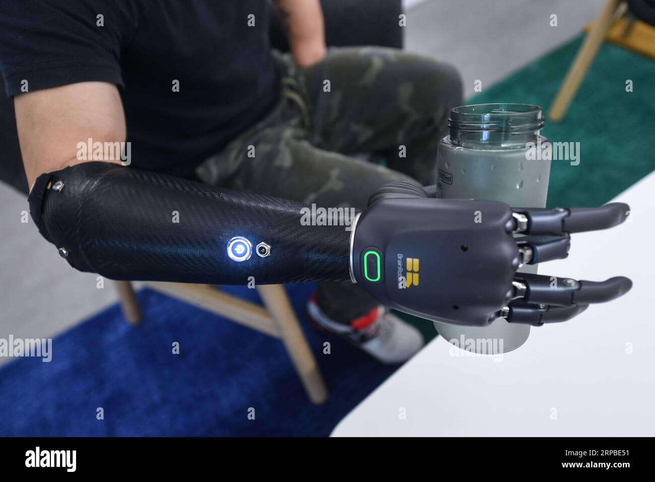 Iot projects hi-res stock photography and images - Alamy