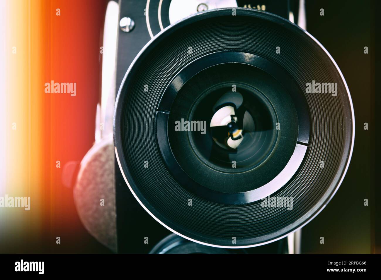 Old motion picture film camera hi-res stock photography and images - Alamy