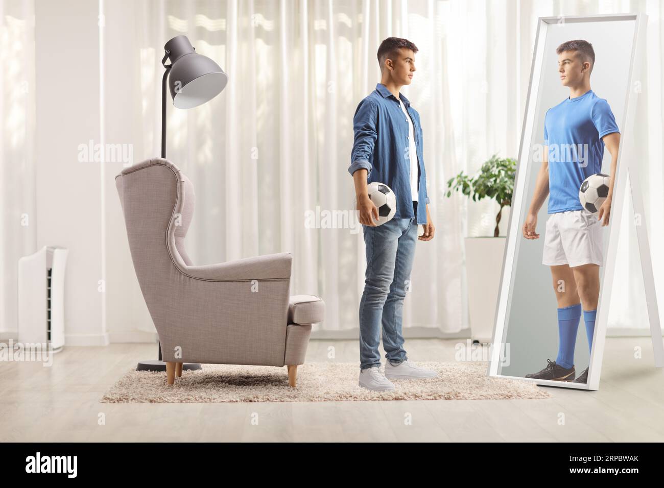 Professional man football player hi-res stock photography and images ...