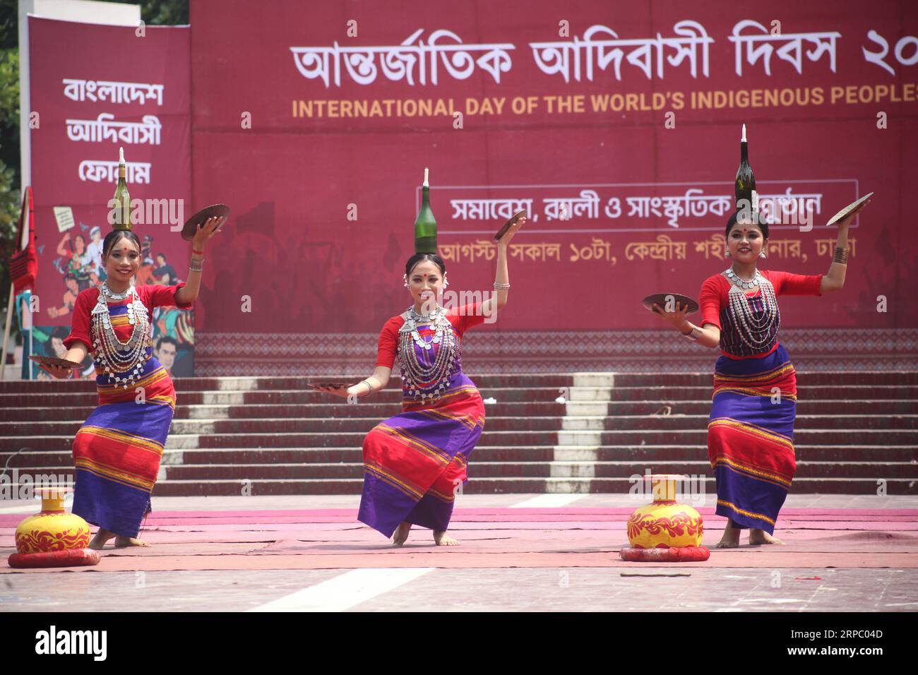 Dhaka Bangladesh 09,August 2023. Tribal performers wearing traditional ...
