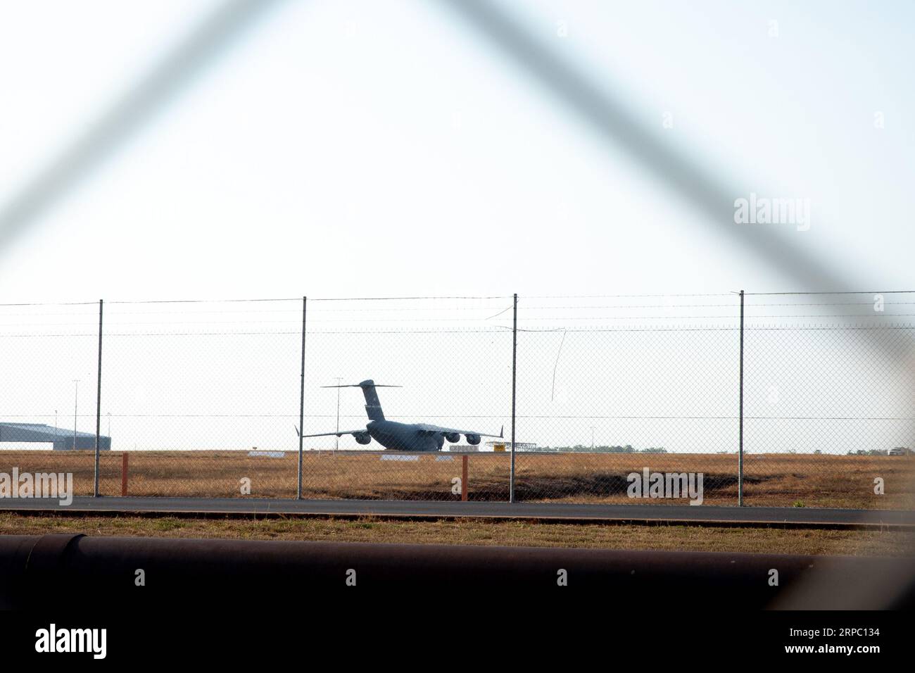 Darwin, Australia. 04th Sep, 2023. A US Airforce airplane leaves Darwin ...