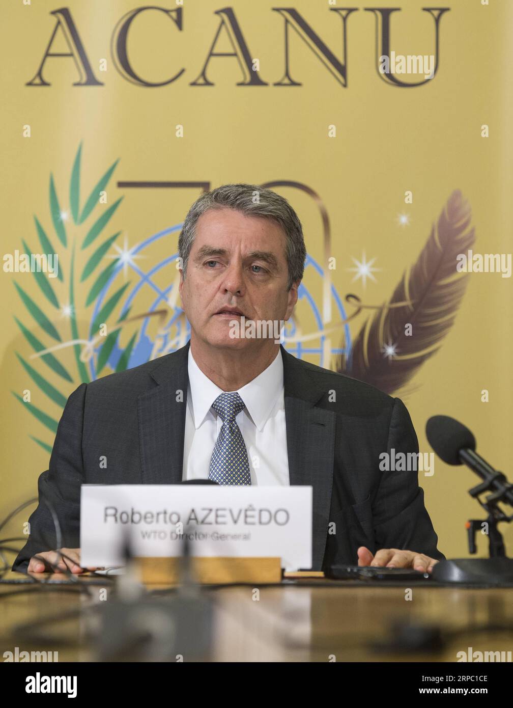 Allevatedat hi-res stock photography and images - Alamy