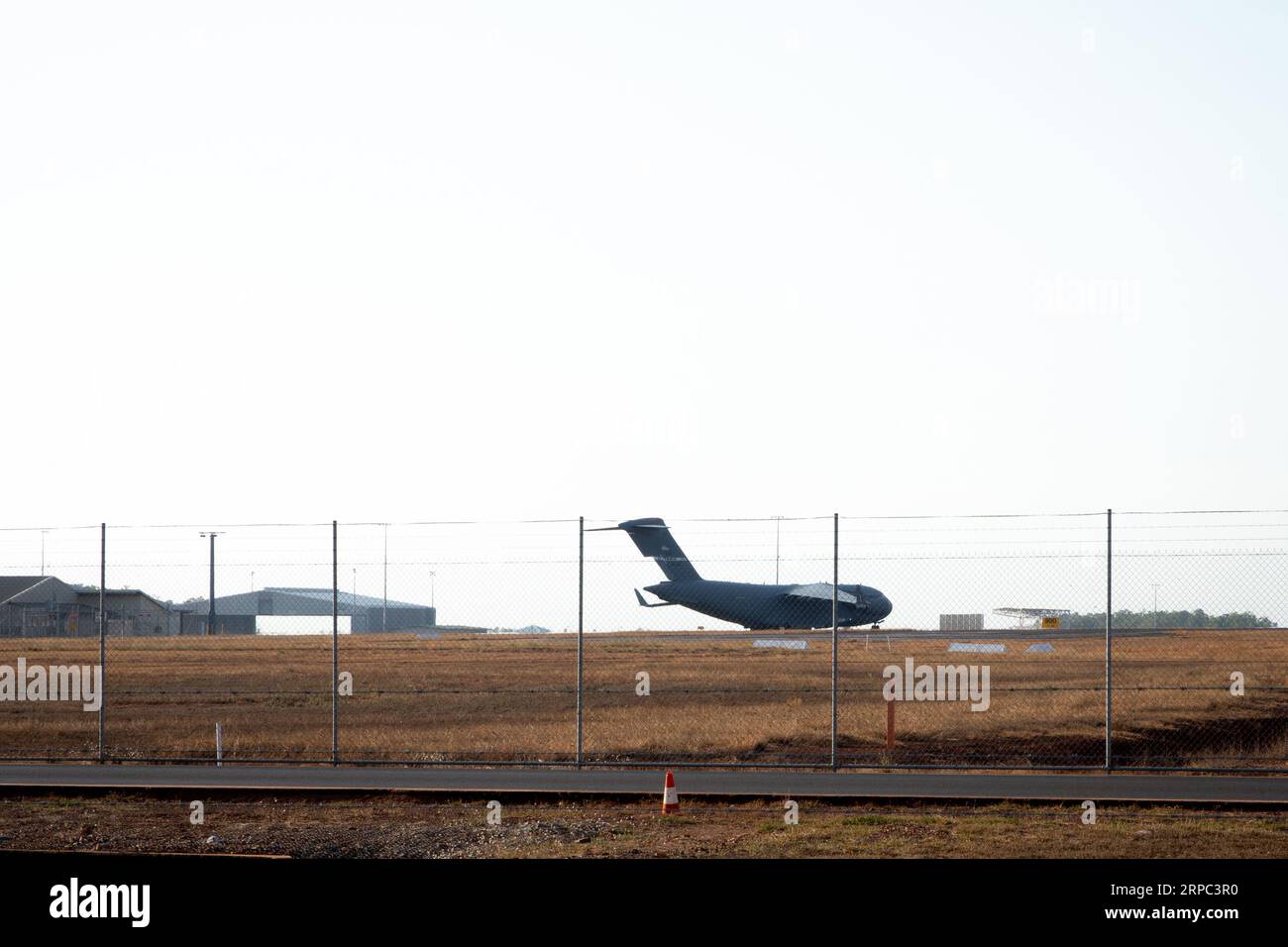 Darwin, Australia. 04th Sep, 2023. A US Airforce airplane leaves Darwin ...