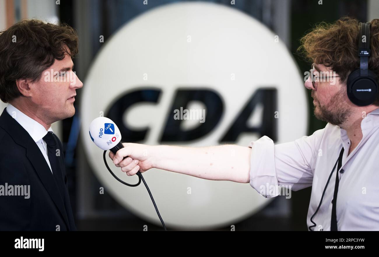 Bekendmaken hi-res stock photography and images - Alamy