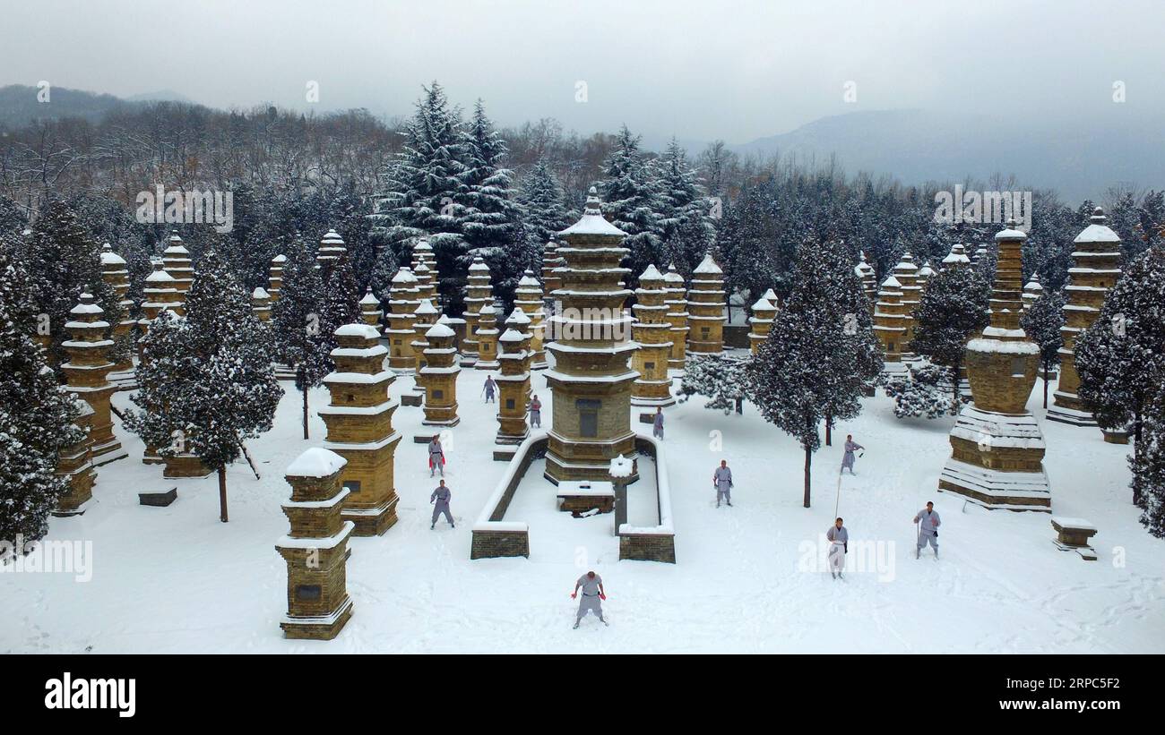 Shaolin temple historical henan hi-res stock photography and images - Alamy