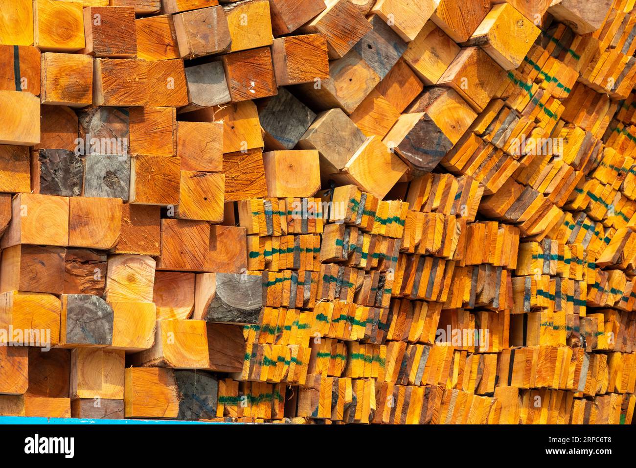 Planed timber hi-res stock photography and images - Alamy