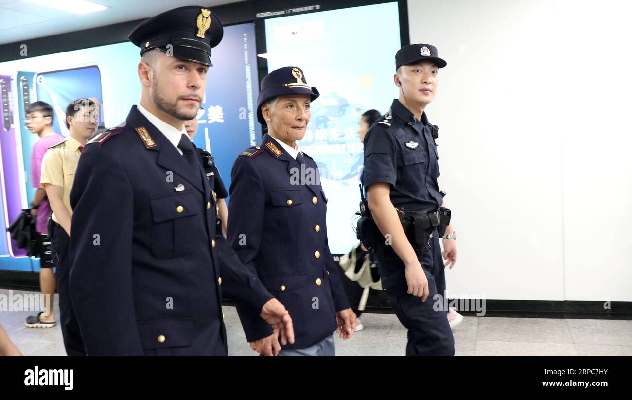Chinese police officers patrolling hi-res stock photography and images ...
