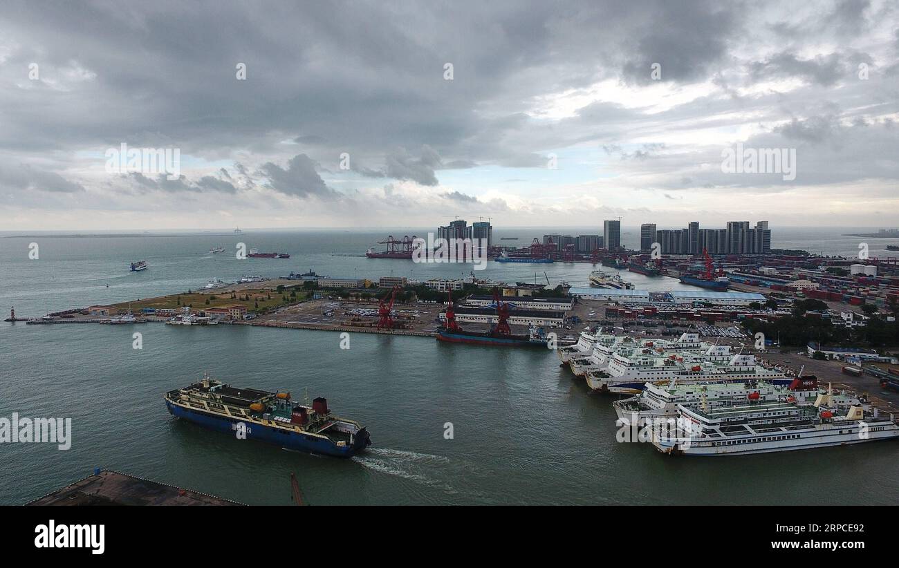 (190702) -- HAIKOU, July 2, 2019 -- Photo taken on July 2, 2019 shows ...