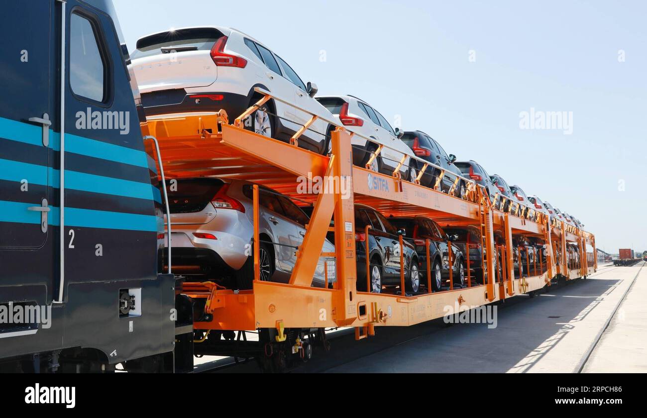 Volvo vehicles hi-res stock photography and images - Alamy