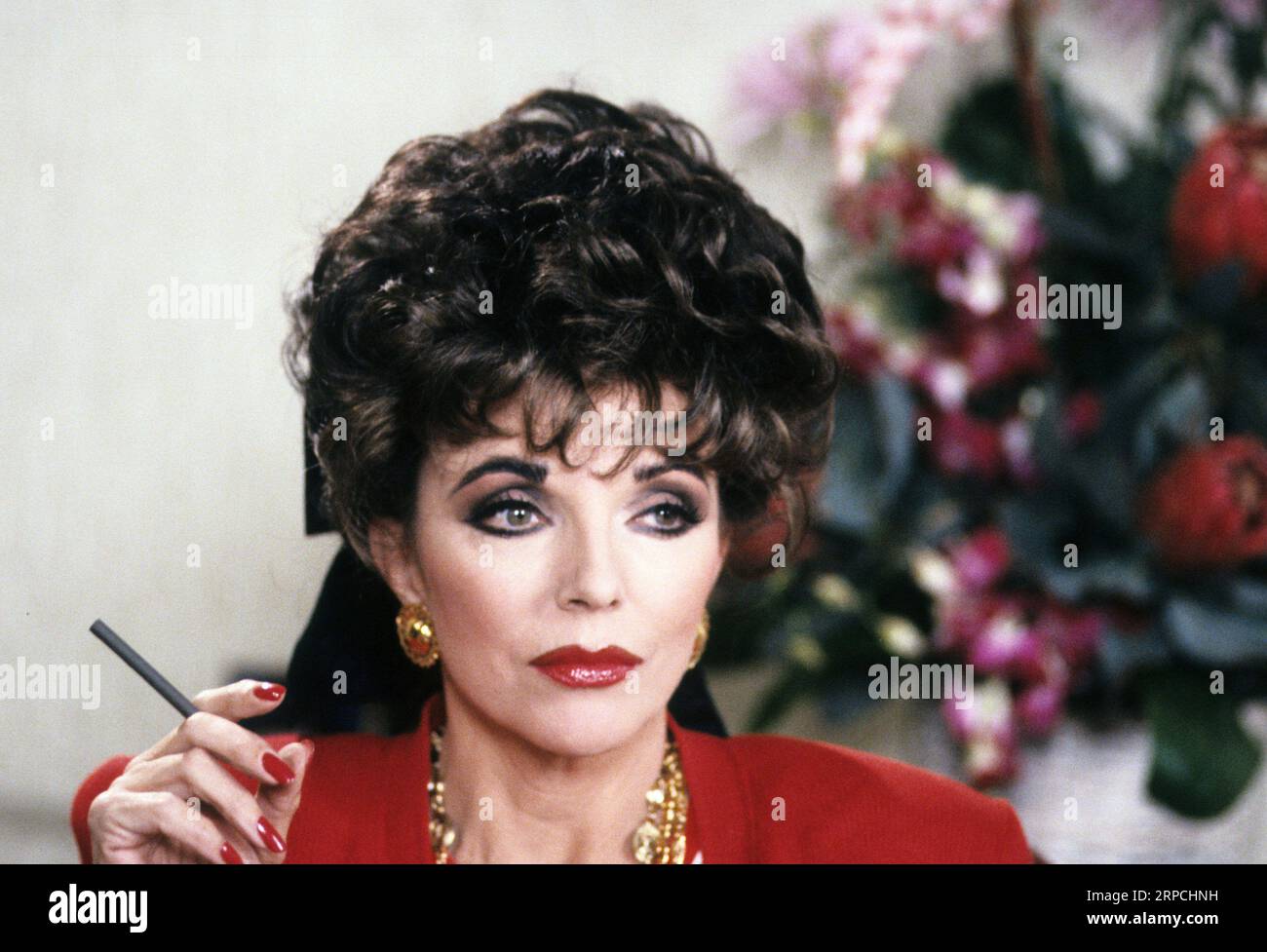 DYNASTY TV Series Joan Collins Linda Evans Stock Photo - Alamy