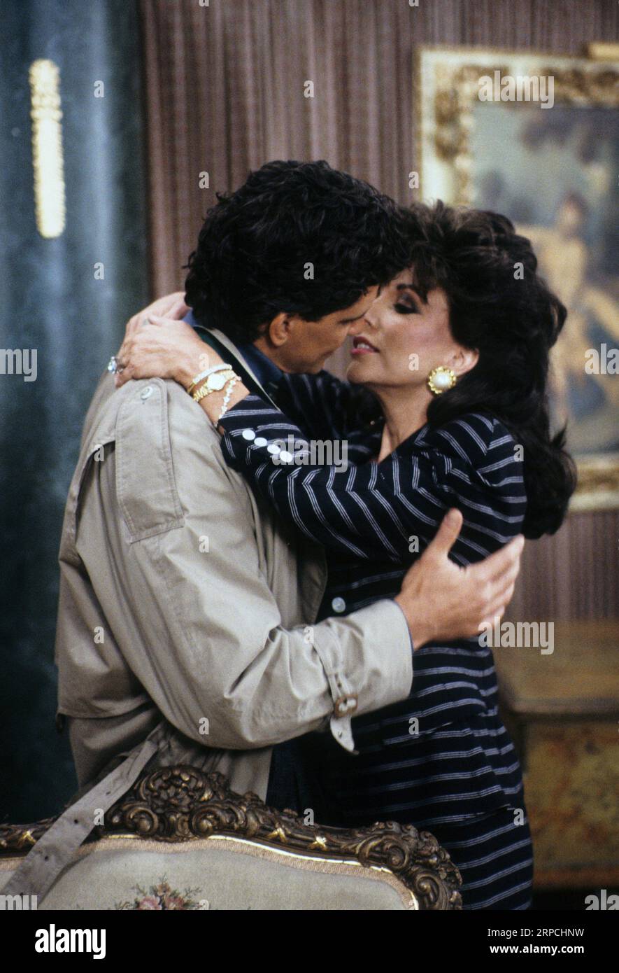 DYNASTY TV Series Joan Collins Linda Evans Stock Photo - Alamy