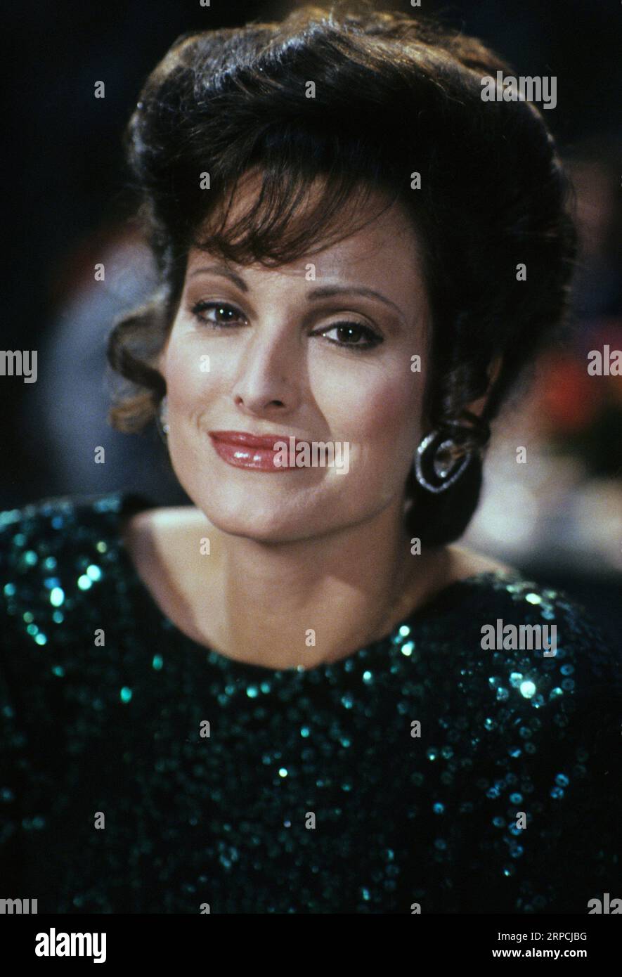 DYNASTY TV Series Joan Collins Linda Evans Stock Photo - Alamy