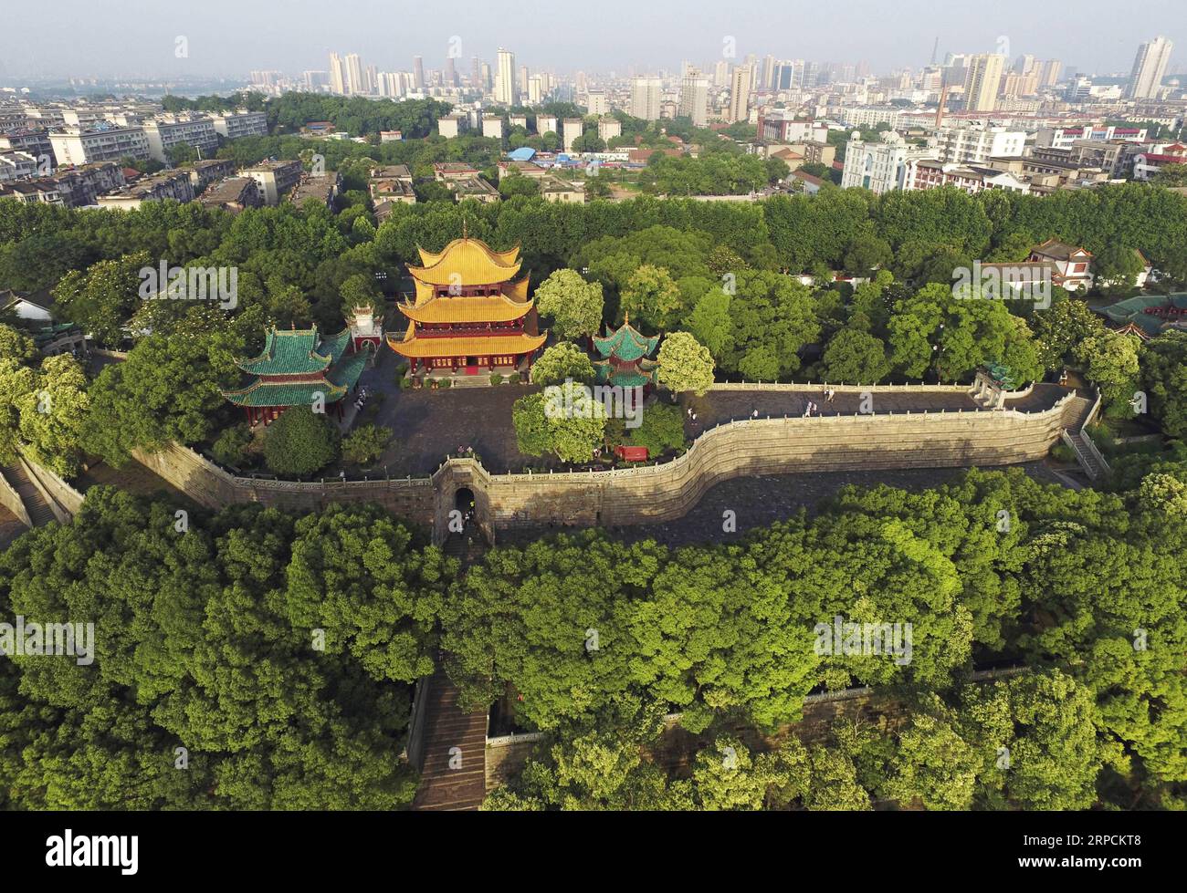 Wuling mountain range hi-res stock photography and images - Alamy