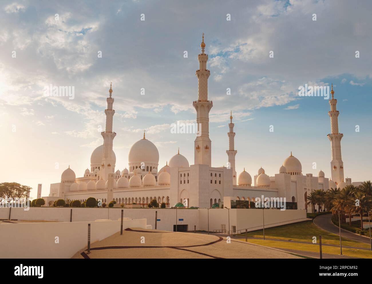 20 March 2023, Abu Dhabi, UAE: Sheikh Zayed Mosque largest mosque of ...