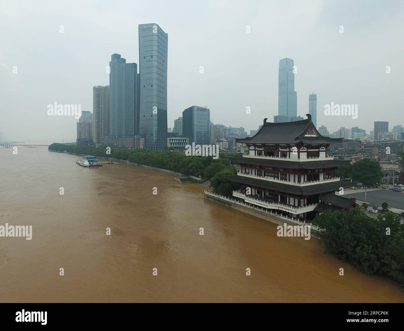 The xiangjiang river hi-res stock photography and images - Alamy