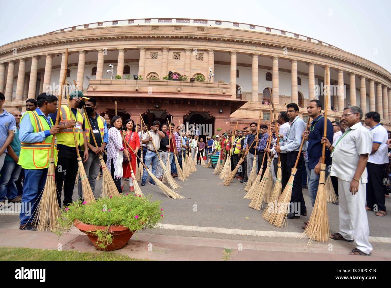 Cleanliness drive hi-res stock photography and images - Alamy