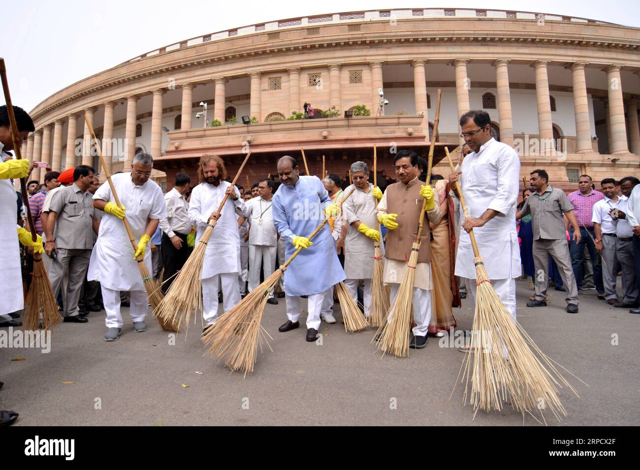 Cleanliness drive hi-res stock photography and images - Alamy