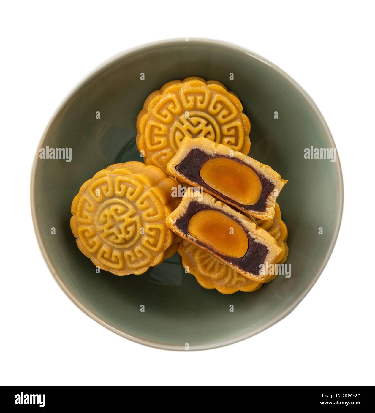 Delicious Cantonese moon cake for Mid-Autumn Festival food mooncake ...