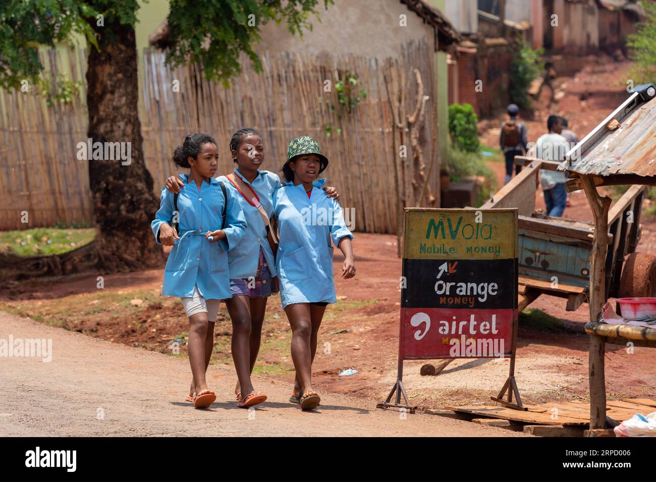 MANDOTO, MADAGASCAR - NOVEMBER 9 2022: The three Malagasy schoolgirls ...