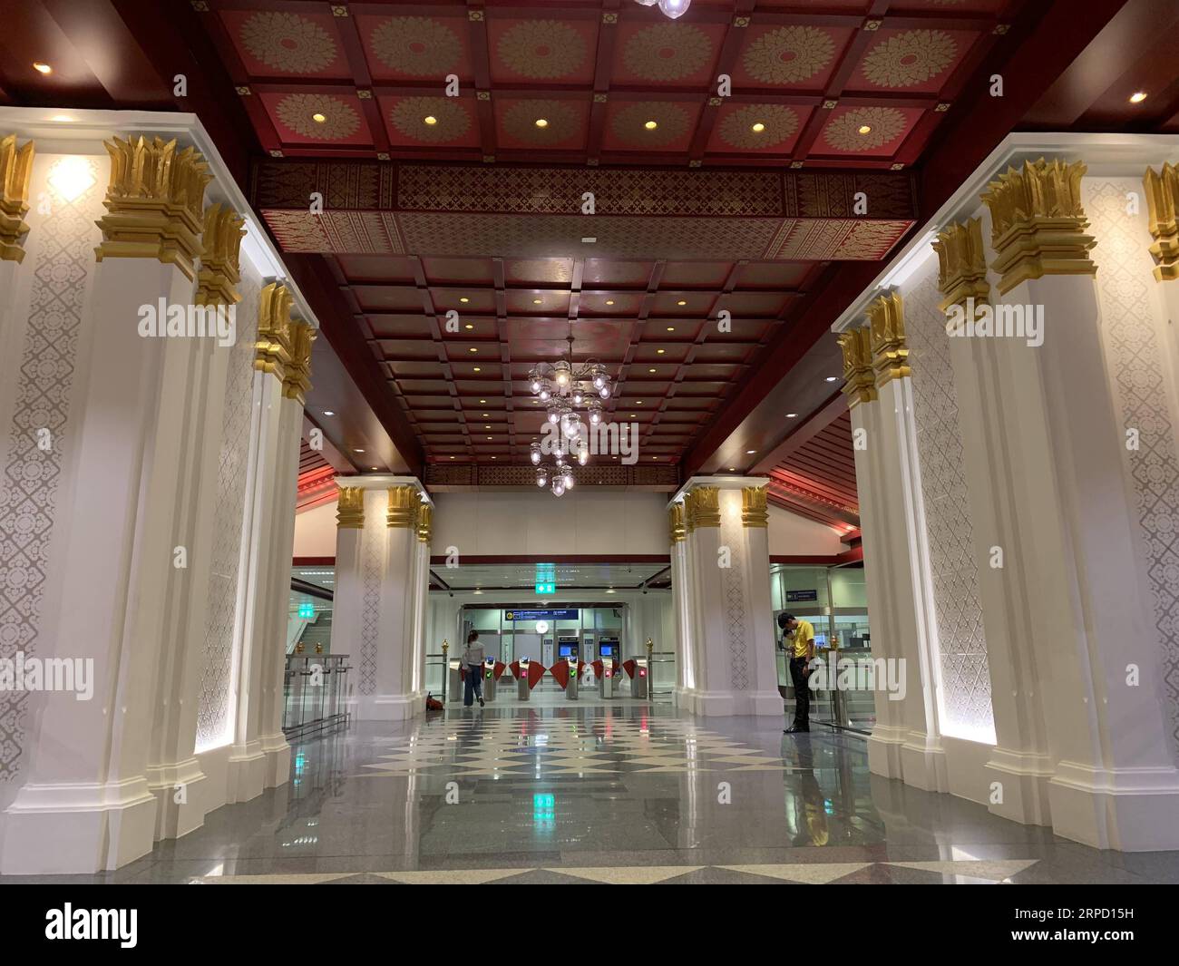 (190718) -- BANGKOK, July 18, 2019 -- Photo taken on July 18, 2019 shows the interior design of ...